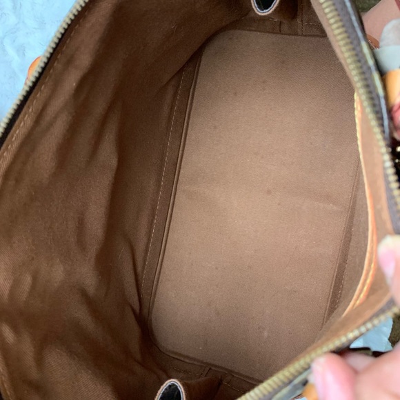 Louis Vuitton | Bags | Auth Louis V Monogram Alma Pm Compact Wallet ...